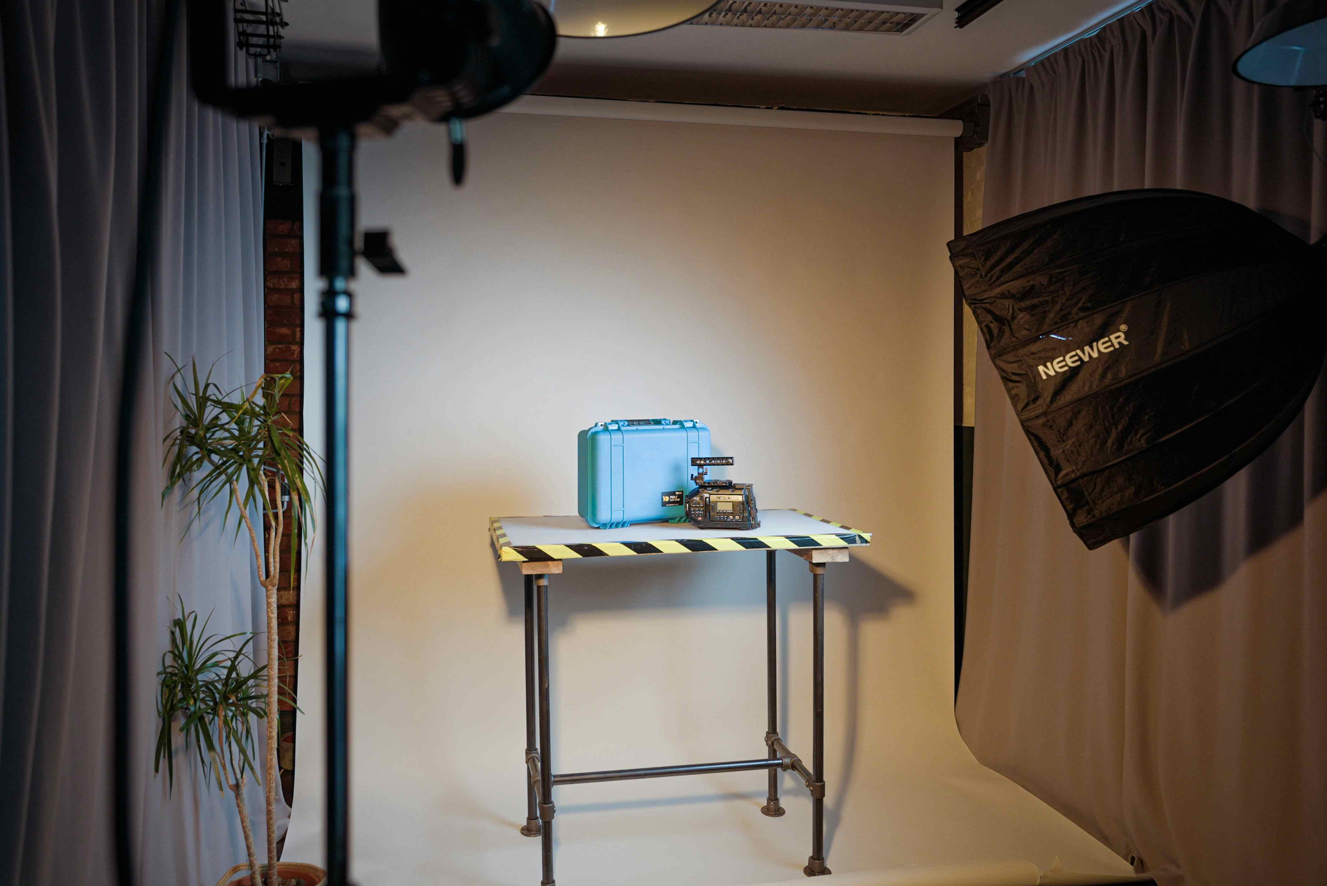 Hire FOMO Film and Photography Studio, FOMO House, London • HeadBox